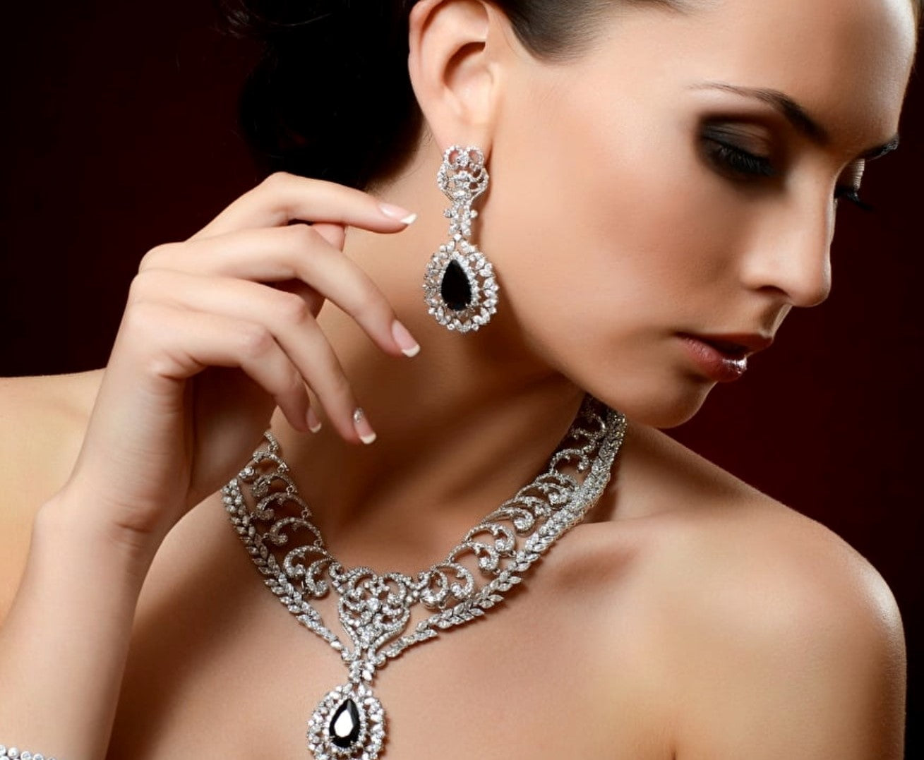 Necklace Collection in Pakistan: Designs for Every Woman | Reet Pehal
